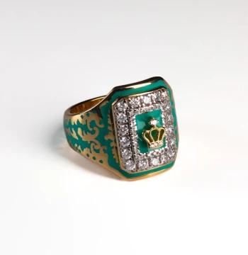 Royal Ring Collection at Clio Jewellery: Elegance Redefined